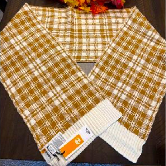 Timberland | Accessories | Timberland Scarf | Poshmark
